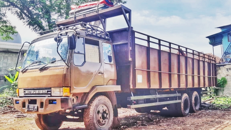 Keuntungan Memakai Jasa Bak Truk Angkutan Bagi Pebisnis - Yosua Logistik